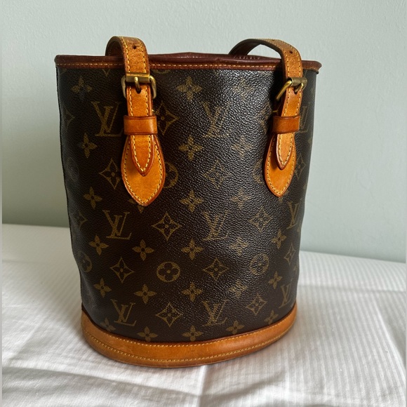 Louis Vuitton | Bags | Lv Vintage Bucket | Poshmark